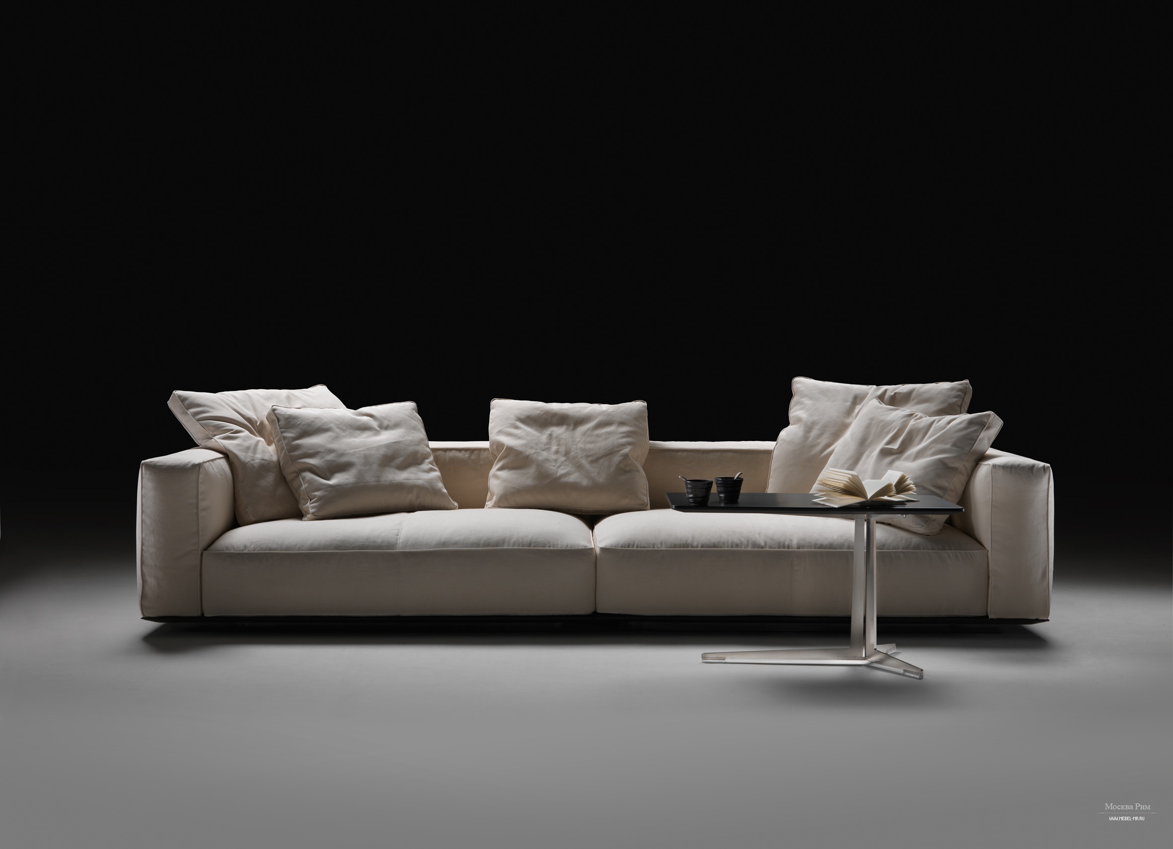 Диван с низкой спинкой Grandemare, Flexform - Мебель МР